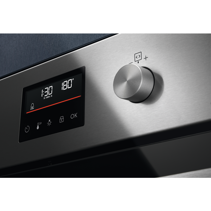 600 SurroundCook Integrated Oven Electric Oven | Electrolux
