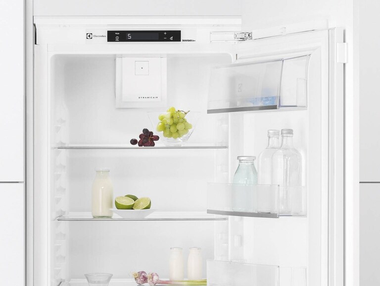 Integrated refrigerator | Electrolux